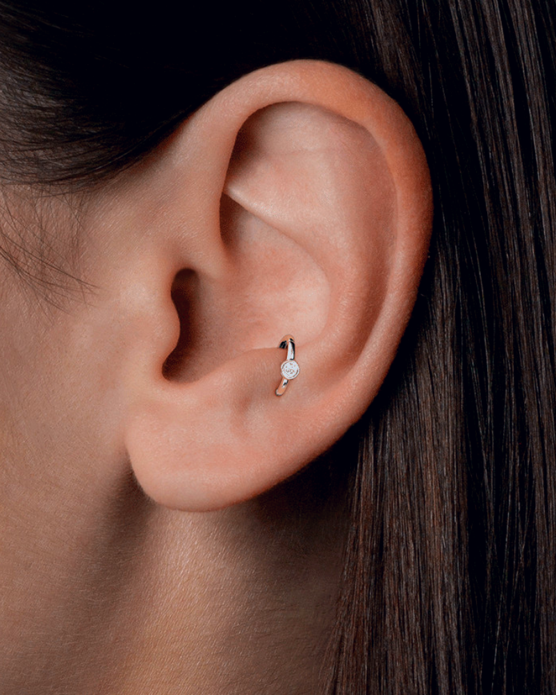 La guía completa para piercings en la oreja - Harper's Bazaar