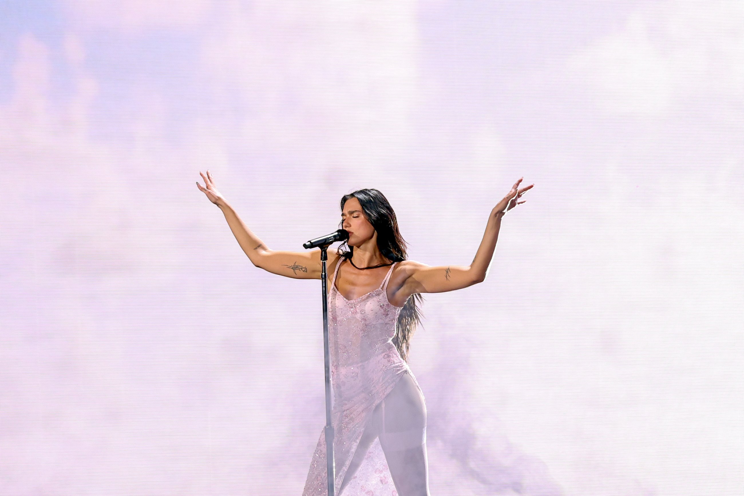 Cada homenaje musical latinoamericano en la gira Radical Optimism de ...